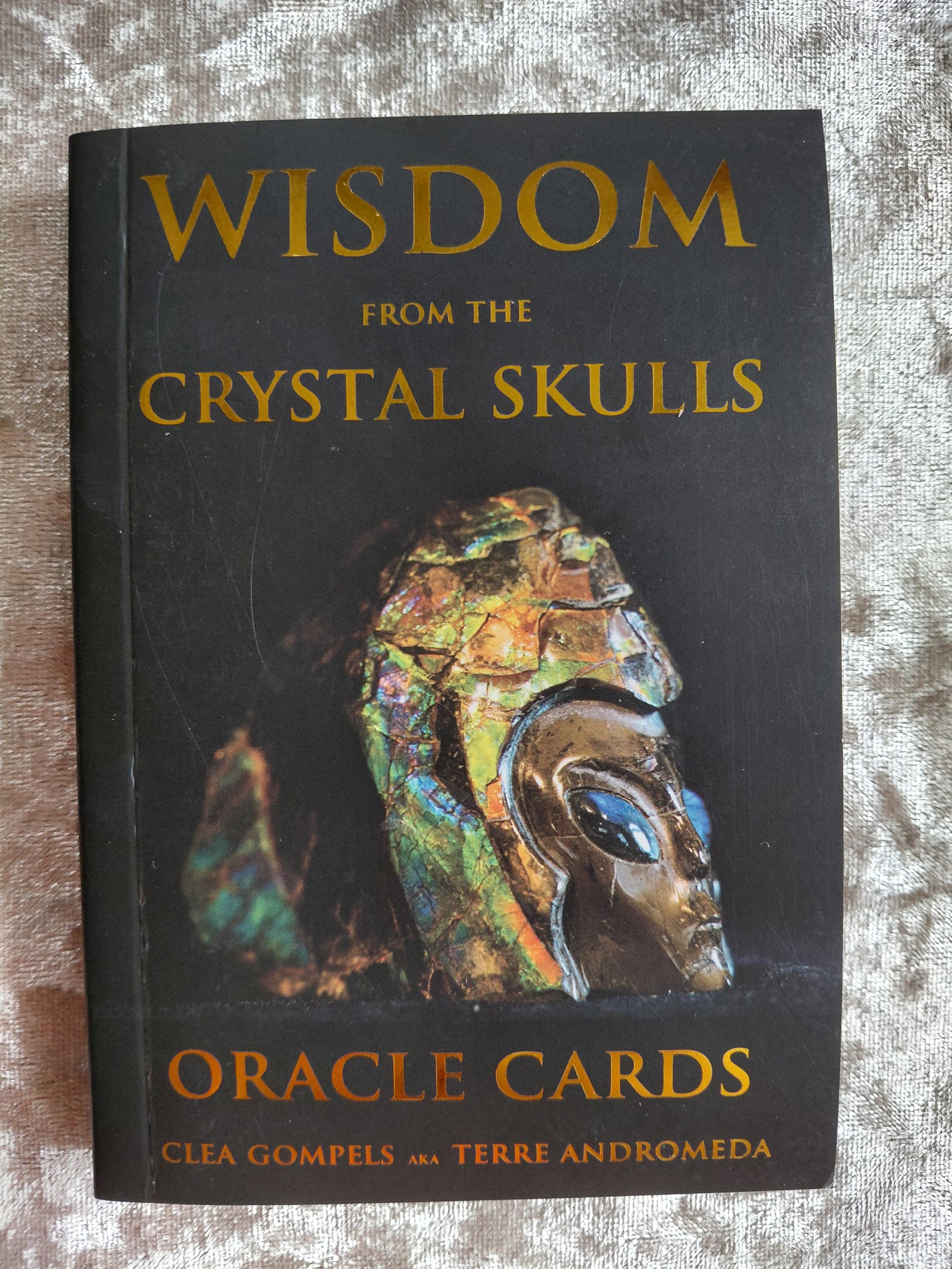 Wisdom From The Crystal Skulls Oracle Cards – Avebury Henge Shop ...